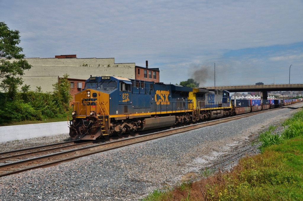 CSX 872